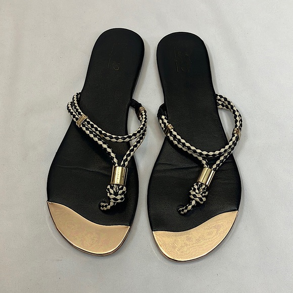 Mossimo Supply Co. | Shoes | Mossimo Tribal Aztec Flip Flops | Poshmark